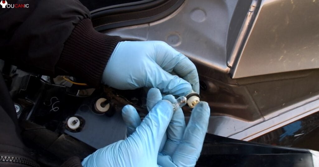 Toyota Camry Replace Headlight Assembly