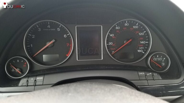 Audi Check Engine Oil Level & Add