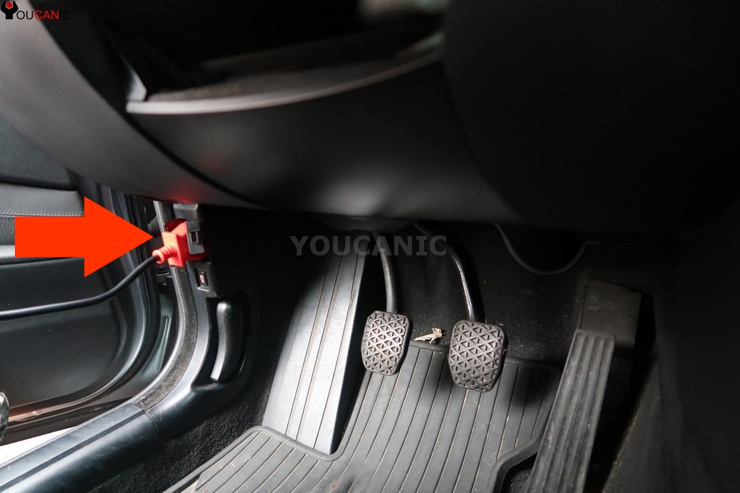 Read And Clear The DTCs/Fault Codes Of Your BMW