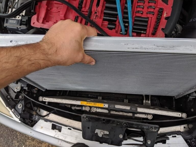 Mercedes-Benz Radiator Replacement Guide