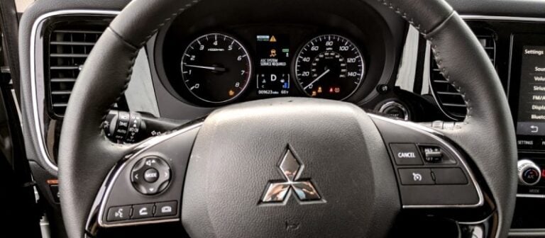 Mitsubishi Airbag System Service Required - SRS Warning Light