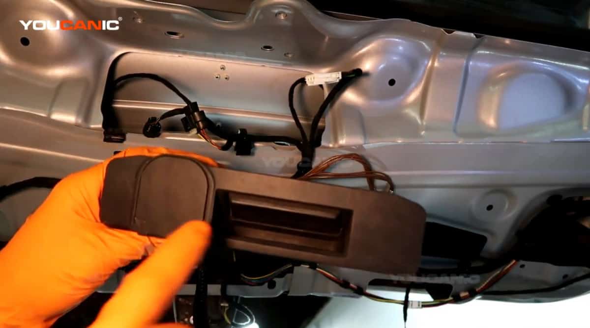 Replace Trunk Door Handle & Reverse Camera Mercedes-Benz 2014-2019 X156