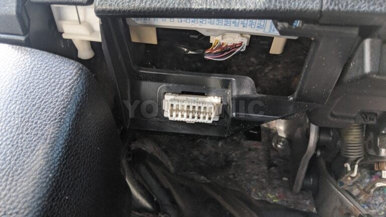 Mastering Chrysler Diagnostics: How To Read & Clear Fault Codes With Ease